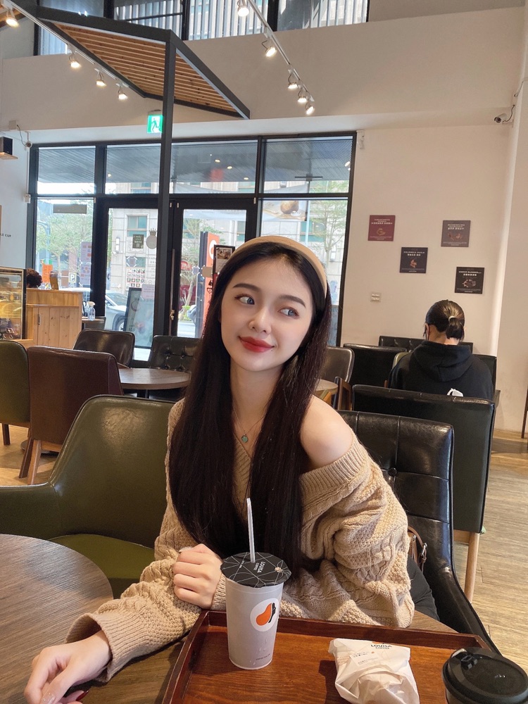 OOTD|奶茶色的🤎 ｜ POPO筆記