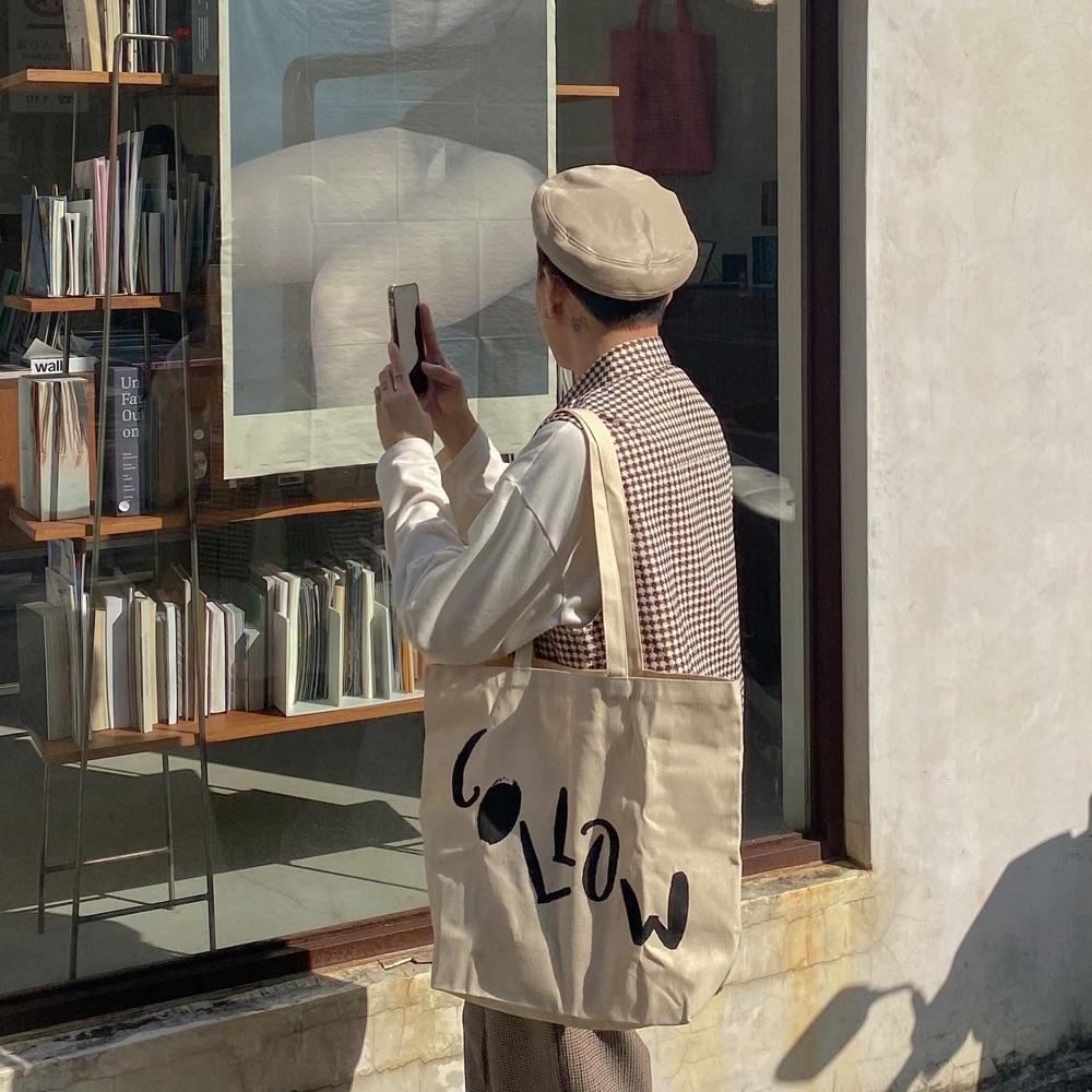 Moom bookshop | 忠孝復興站 ｜ POPO筆記