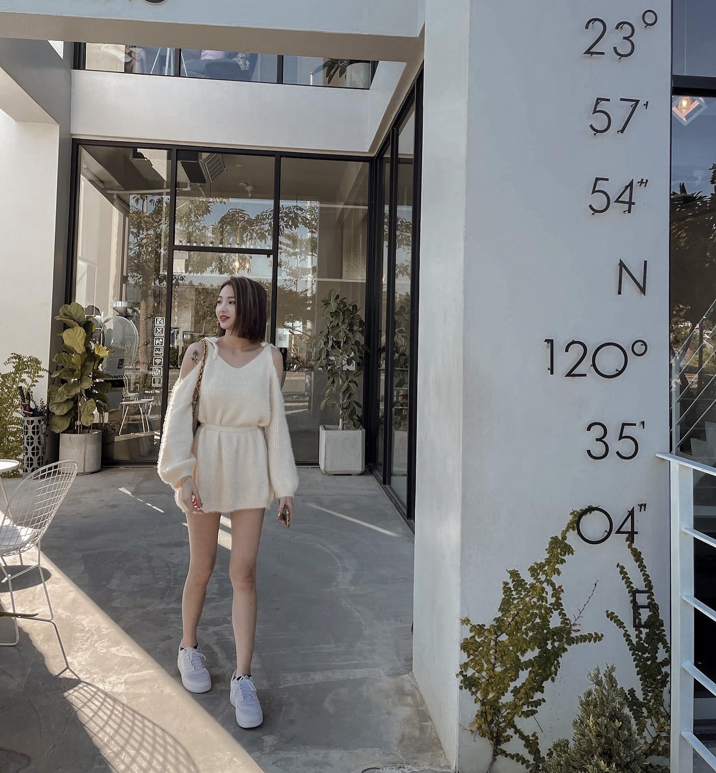 Ootd｜咖啡廳穿搭 ｜ POPO筆記