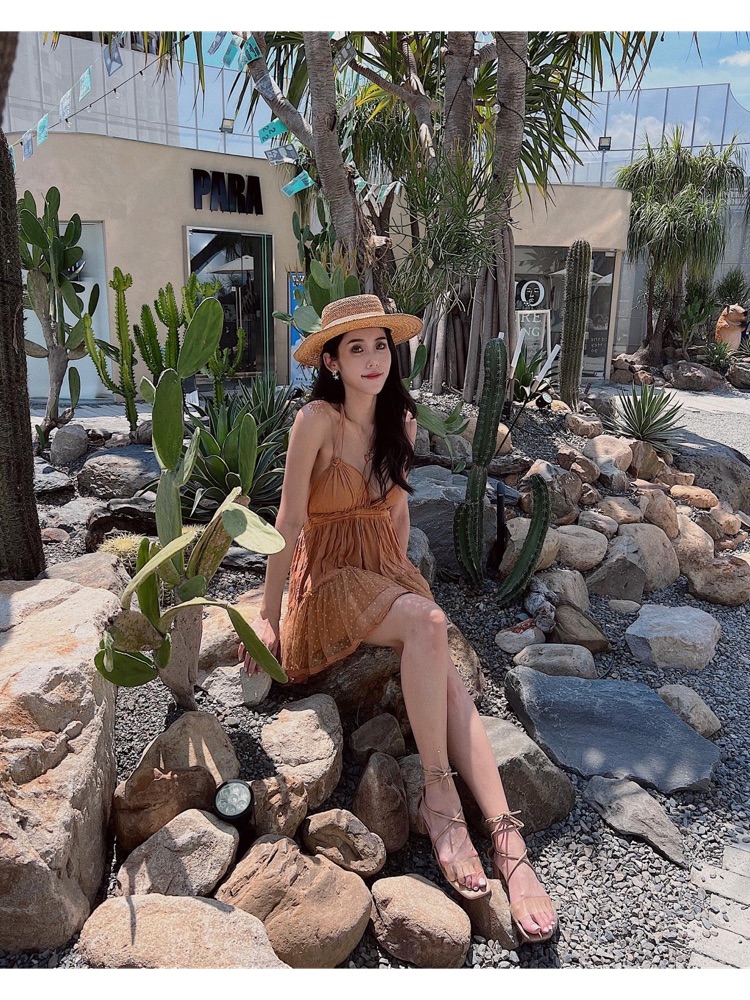 DD’s OOTD 歐美棕度假洋裝⛱️｜玩轉色彩LOOK ｜ POPO筆記