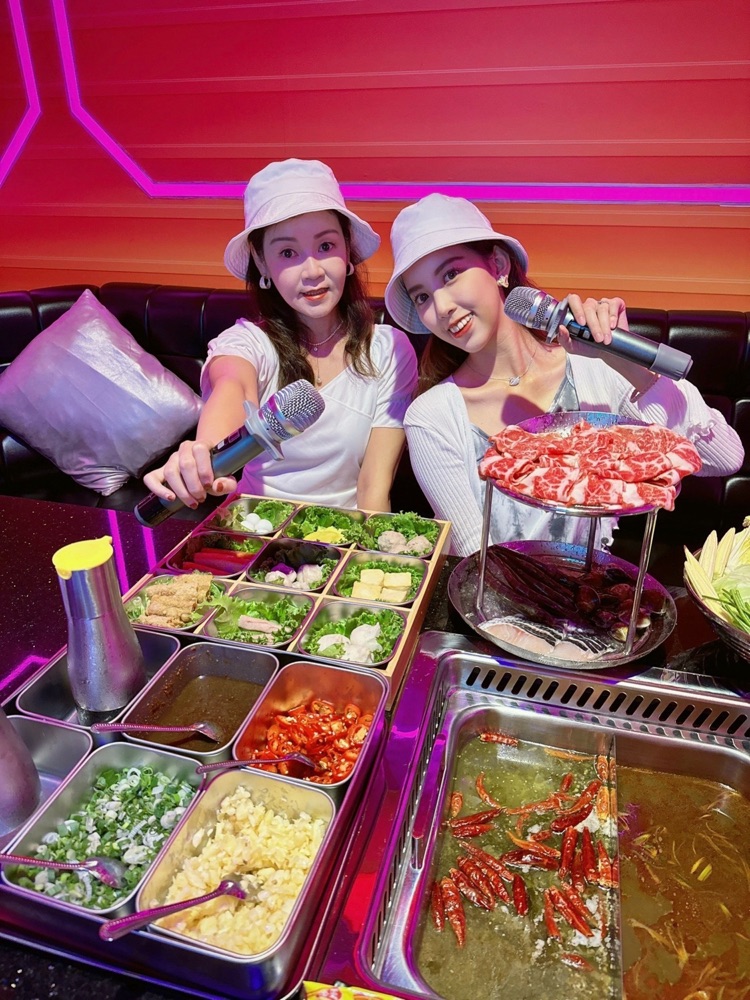 邊吃火鍋邊唱歌實在太帥啦！誰還沒試過🔥 ｜ POPO筆記