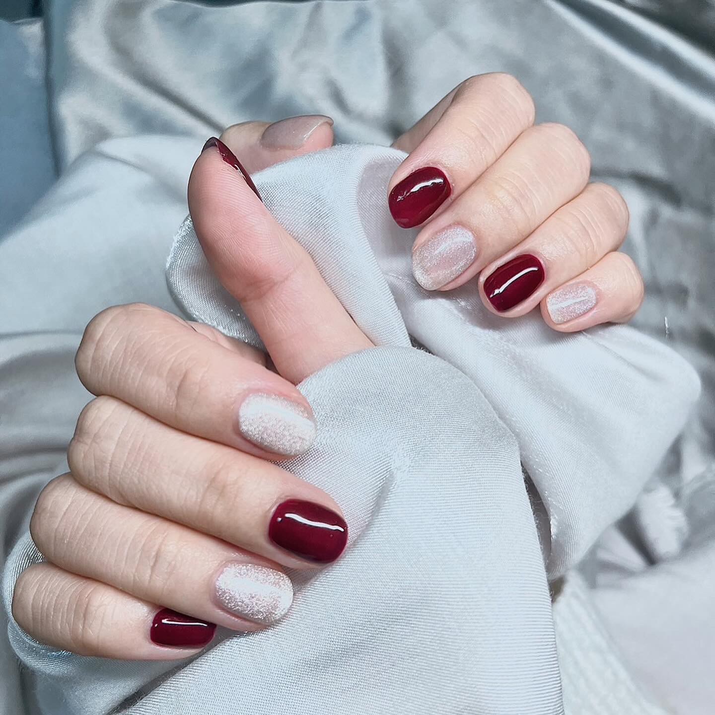 大家新年快樂🎊就愛單色貓眼美甲💅 ｜ Popo筆記